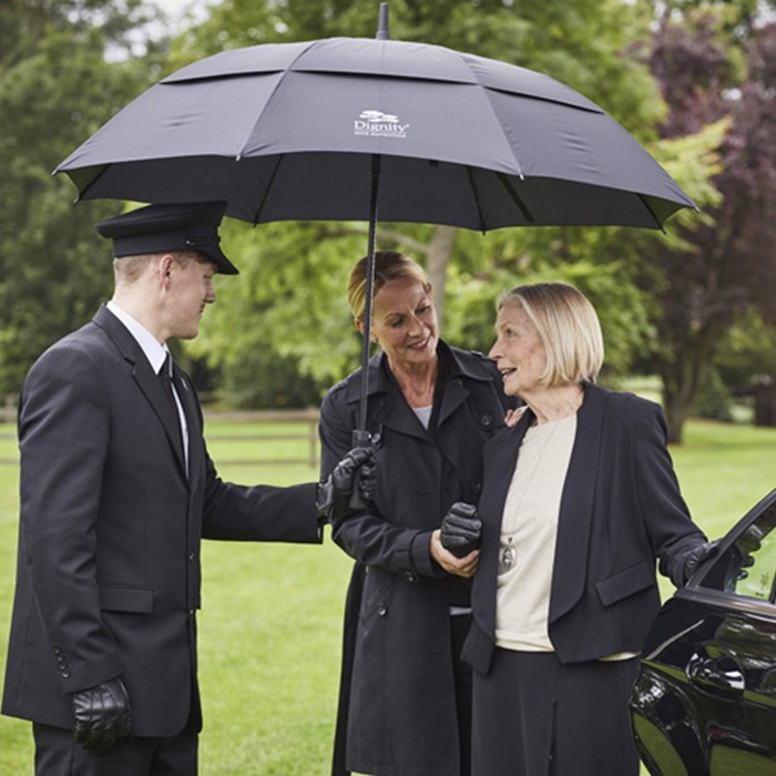Arranging A Funeral Making Funeral Arrangements Dignity arranging-a-funeral-making-funeral-arrangements-dignity